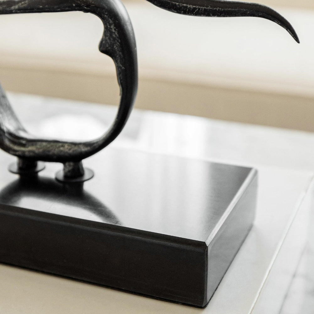 Candice Rodin - Marble Sculpture Made of Hand-Beaten Iron – Knot Home