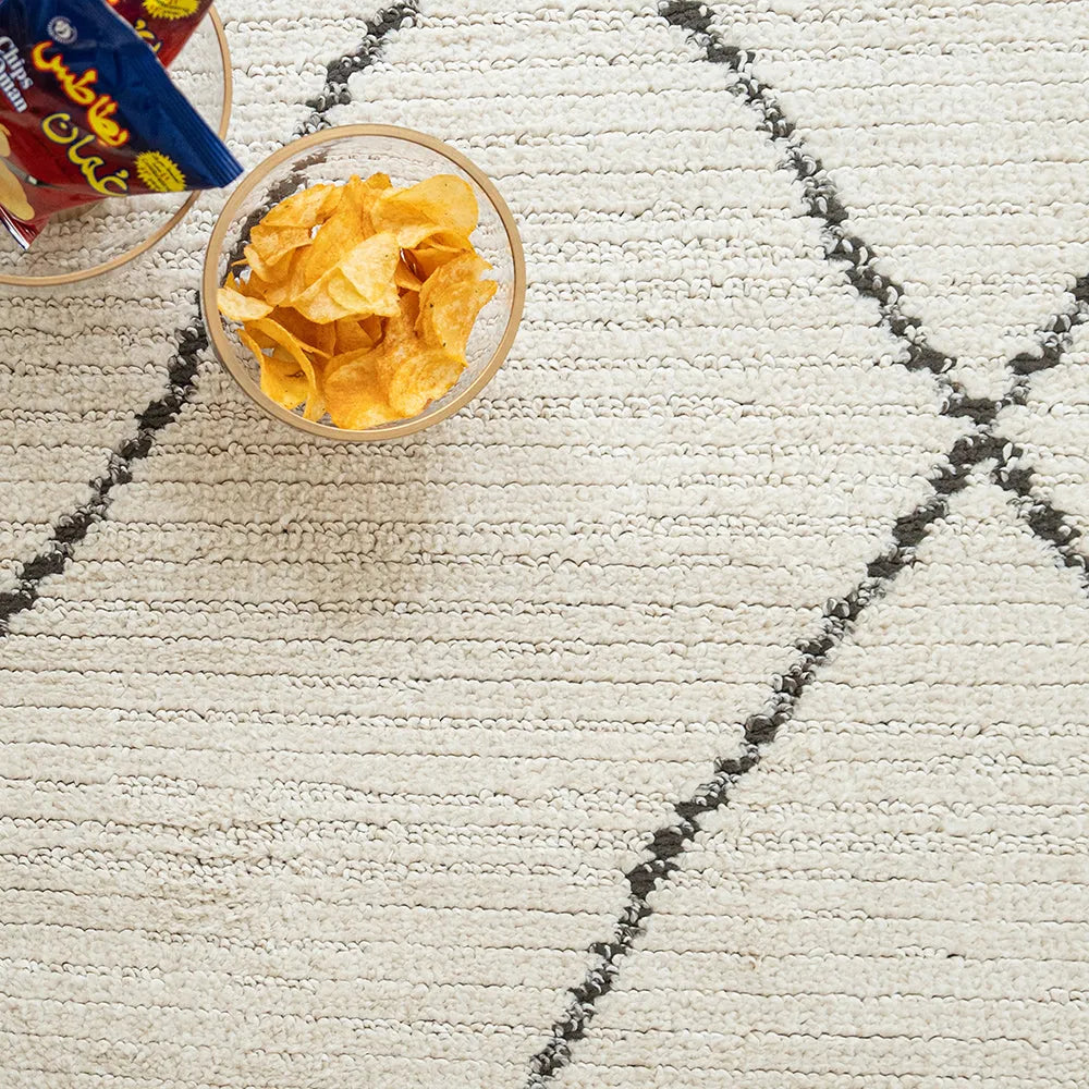 Leila Bianca - Buy Narrow Line Designed Carpet Online | Knot Home